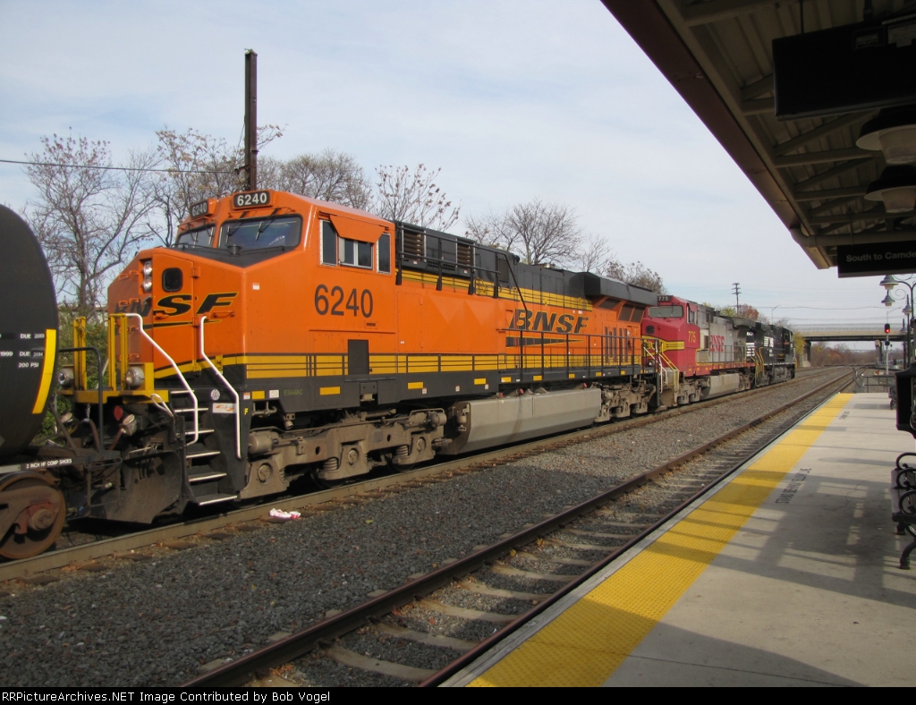 BNSF 6240 and 775